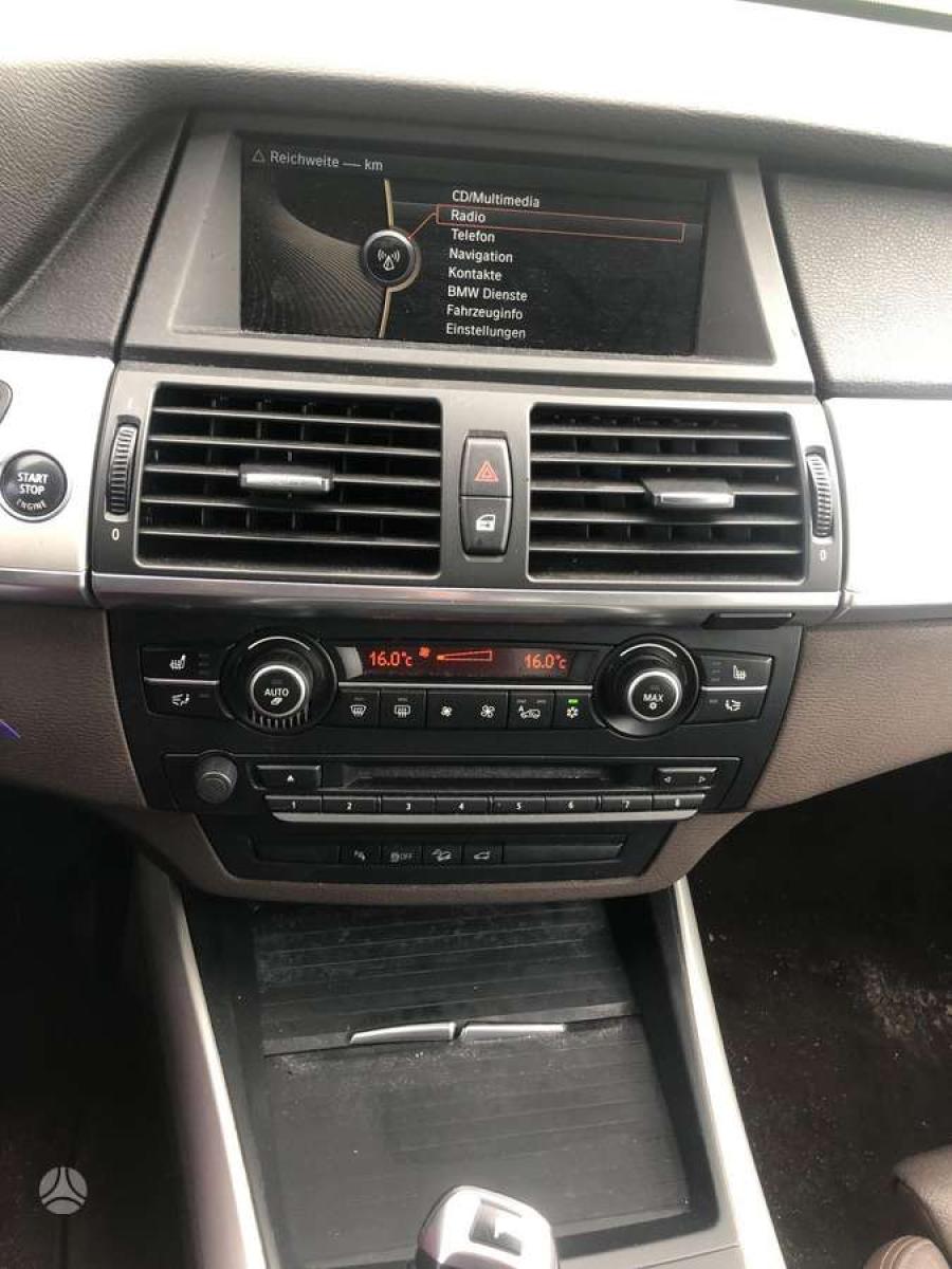 Melns BMW X5 2010 Plungė, ar dzinēja tilpumu 2.99 L un nobraukumu 253 tūkst. km par 8450 €, foto 17 vietnē AUTOMOTO.COM.LV