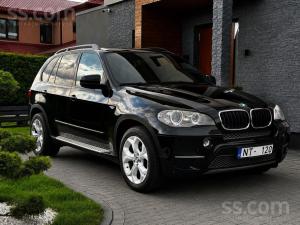 Черный БМВ Х5 2010 в Рига, объемом двигателя 3.00 л и пробегом 176 тыс. км за 13500 €, фото 3 на AUTOMOTO.COM.LV