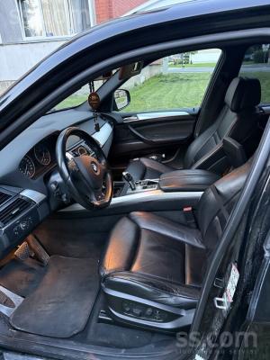Melns BMW X5 2010 Ogre, ar dzinēja tilpumu 3.00 L un nobraukumu 272 tūkst. km par 12500 €, foto 6 vietnē AUTOMOTO.COM.LV