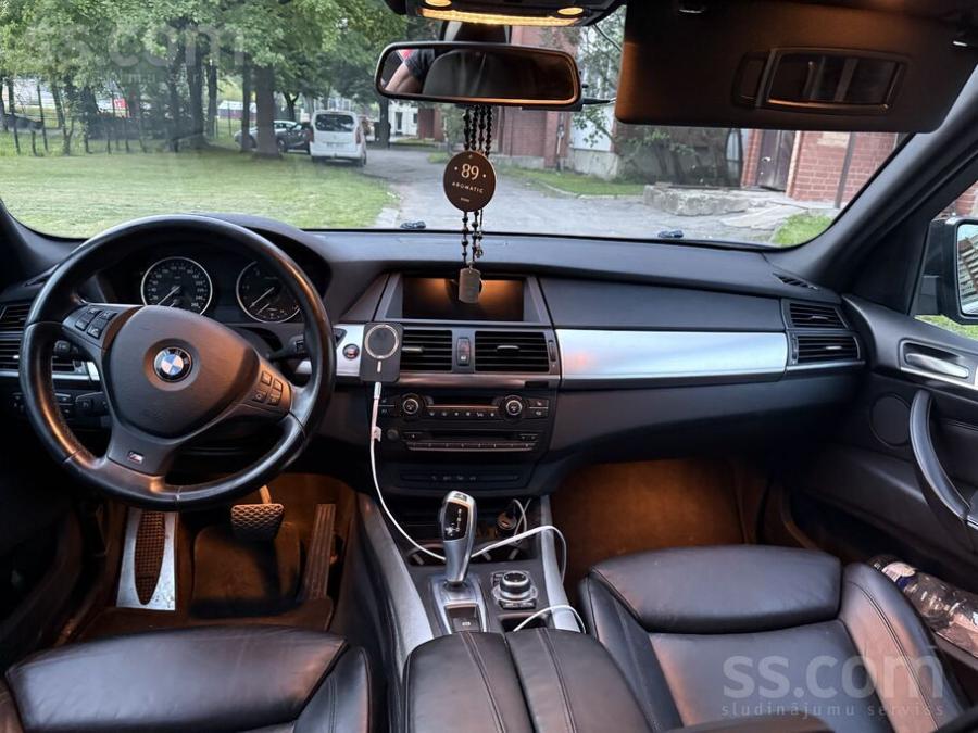 Melns BMW X5 2010 Ogre, ar dzinēja tilpumu 3.00 L un nobraukumu 272 tūkst. km par 12500 €, foto 7 vietnē AUTOMOTO.COM.LV