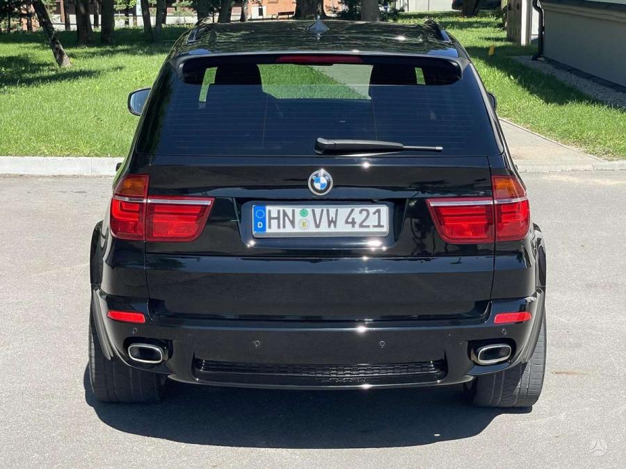 Melns BMW X5 2010 Marijampole, ar dzinēja tilpumu 3.00 L un nobraukumu 204 tūkst. km par 11950 €, foto 8 vietnē AUTOMOTO.COM.LV
