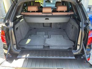 Melns BMW X5 2010 Marijampole, ar dzinēja tilpumu 3.00 L un nobraukumu 204 tūkst. km par 11950 €, foto 31 vietnē AUTOMOTO.COM.LV