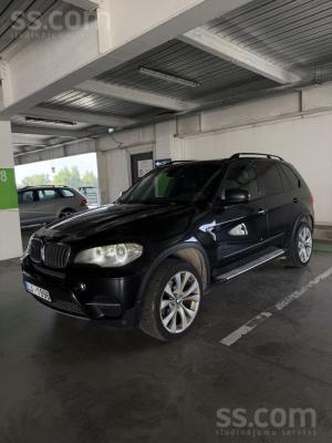 Melns BMW X5 2010 Rīga, ar dzinēja tilpumu 3.00 L un nobraukumu 388 tūkst. km par 11500 €, foto 4 vietnē AUTOMOTO.COM.LV