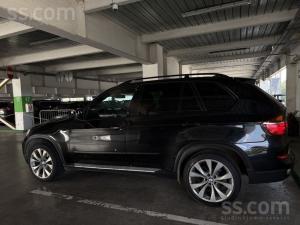 Melns BMW X5 2010 Rīga, ar dzinēja tilpumu 3.00 L un nobraukumu 388 tūkst. km par 11500 €, foto 6 vietnē AUTOMOTO.COM.LV