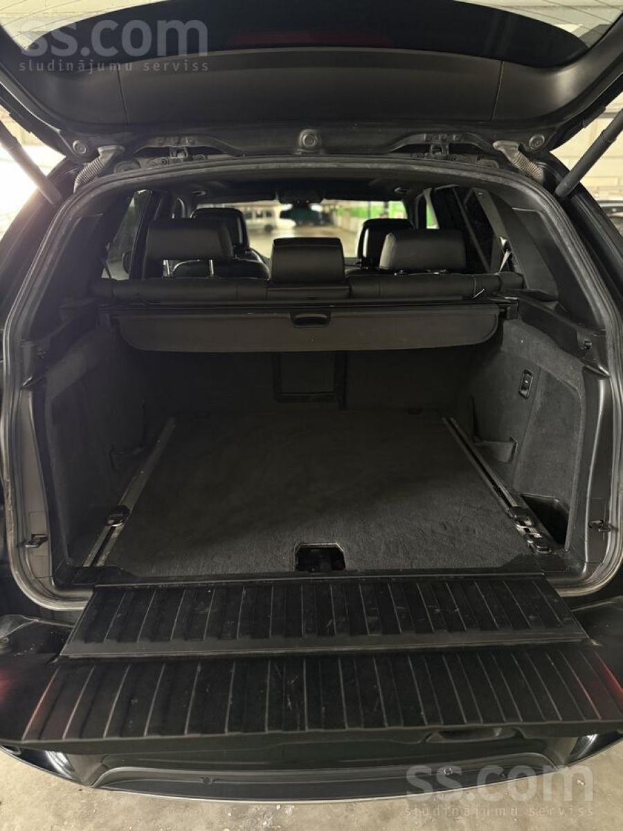 Melns BMW X5 2010 Rīga, ar dzinēja tilpumu 3.00 L un nobraukumu 388 tūkst. km par 11500 €, foto 8 vietnē AUTOMOTO.COM.LV
