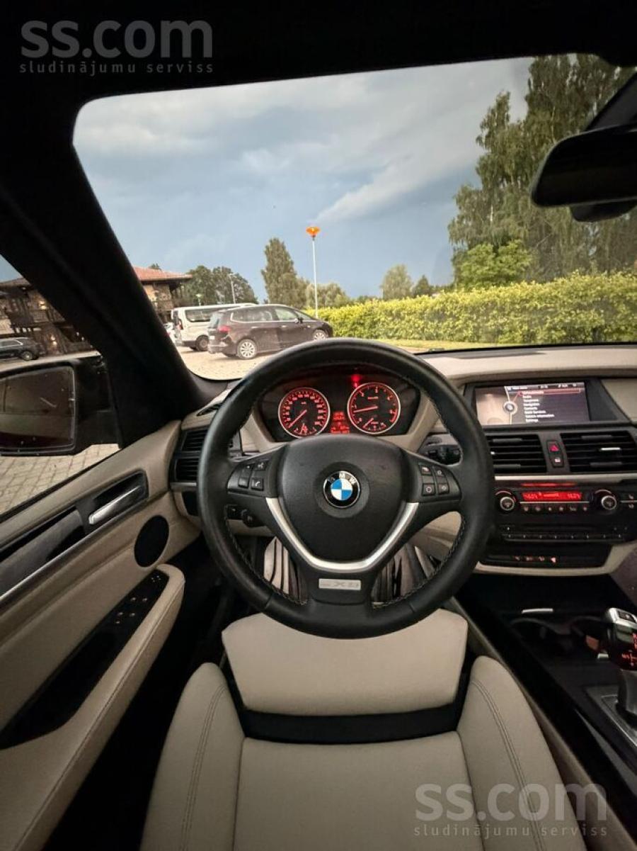 Melns BMW X5 2010 Rīga, ar dzinēja tilpumu 3.00 L un nobraukumu 288 tūkst. km par 12000 €, foto 14 vietnē AUTOMOTO.COM.LV