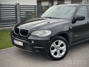 Черный БМВ Х5 2010 в Елгава, объемом двигателя 3.00 л и пробегом 309 тыс. км за 10200 €, фото 3 на AUTOMOTO.COM.LV