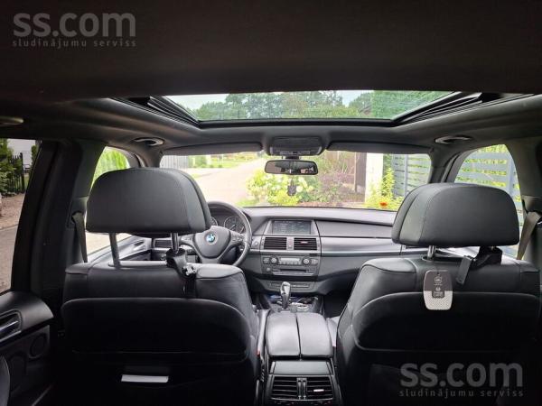 Melns BMW X5 2010 Rīga, ar dzinēja tilpumu 3.00 L un nobraukumu 330 tūkst. km par 11220 €, foto 3 vietnē AUTOMOTO.COM.LV