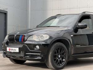 Black BMW X5 2010 in Utena, with an engine capacity of 2.99 L and mileage of 335 thousand km for 8950 €, photo 13 on AUTOMOTO.COM.LV