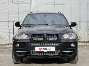 Black BMW X5 2010 in Utena, with an engine capacity of 2.99 L and mileage of 335 thousand km for 8950 €, photo 15 on AUTOMOTO.COM.LV
