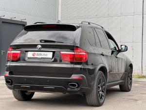 Black BMW X5 2010 in Utena, with an engine capacity of 2.99 L and mileage of 335 thousand km for 8950 €, photo 22 on AUTOMOTO.COM.LV