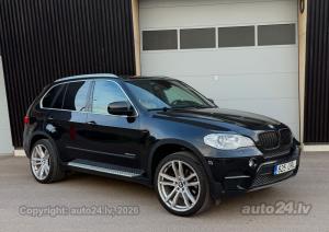 Melns BMW X5 2010 Tartu, ar dzinēja tilpumu 3.00 L un nobraukumu 390 tūkst. km par 8999 €, foto 4 vietnē AUTOMOTO.COM.LV