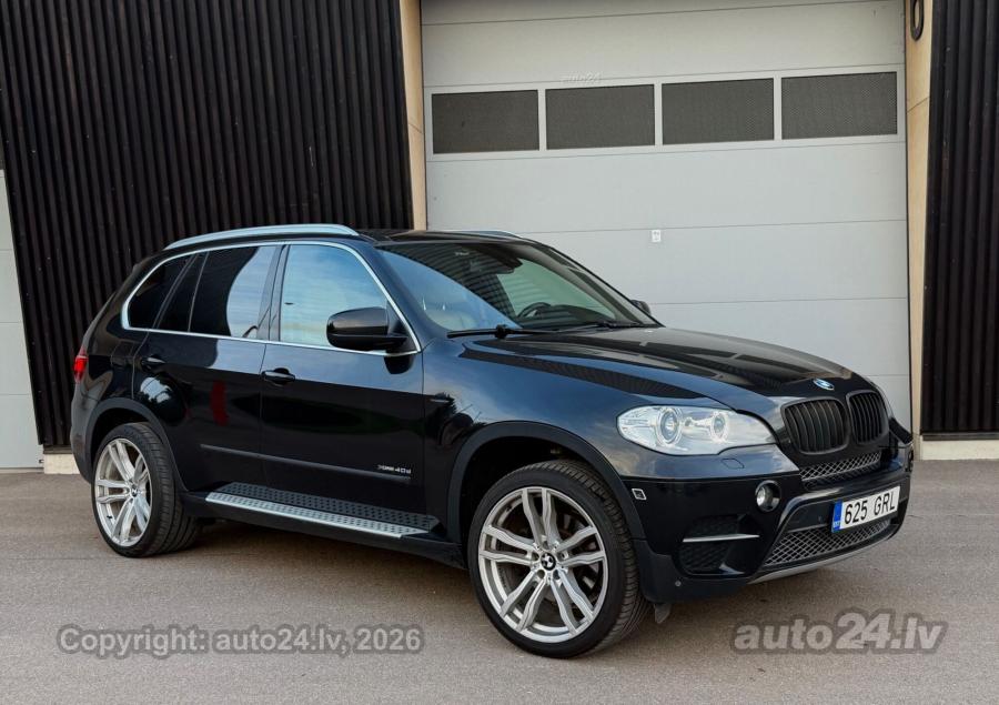 Melns BMW X5 2010 Tartu, ar dzinēja tilpumu 3.00 L un nobraukumu 390 tūkst. km par 8999 €, foto 4 vietnē AUTOMOTO.COM.LV