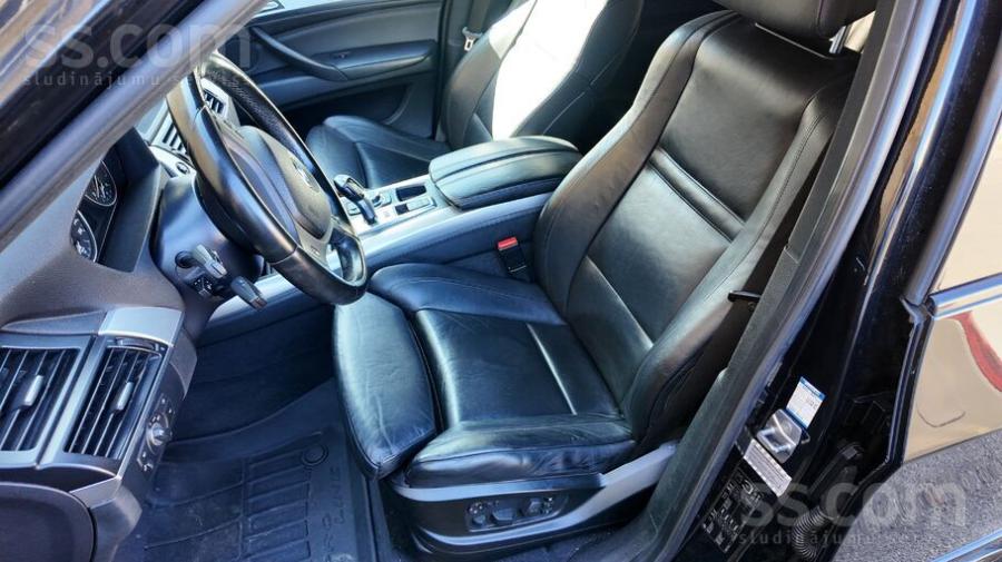 Melns BMW X5 2010 Rīga, ar dzinēja tilpumu 3.00 L un nobraukumu 323 tūkst. km par 8600 €, foto 8 vietnē AUTOMOTO.COM.LV