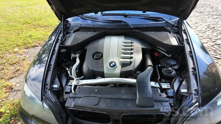 Melns BMW X5 2010 Rīga, ar dzinēja tilpumu 3.00 L un nobraukumu 323 tūkst. km par 8600 €, foto 17 vietnē AUTOMOTO.COM.LV