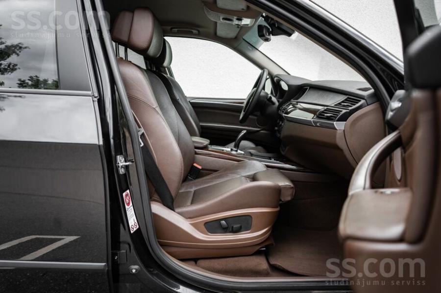 Melns BMW X5 2010 Rīga, ar dzinēja tilpumu 3.00 L un nobraukumu 240 tūkst. km par 11500 €, foto 13 vietnē AUTOMOTO.COM.LV