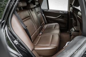 Melns BMW X5 2010 Rīga, ar dzinēja tilpumu 3.00 L un nobraukumu 240 tūkst. km par 11500 €, foto 15 vietnē AUTOMOTO.COM.LV