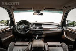 Melns BMW X5 2010 Rīga, ar dzinēja tilpumu 3.00 L un nobraukumu 240 tūkst. km par 11500 €, foto 16 vietnē AUTOMOTO.COM.LV