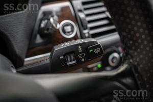 Melns BMW X5 2010 Rīga, ar dzinēja tilpumu 3.00 L un nobraukumu 240 tūkst. km par 11500 €, foto 22 vietnē AUTOMOTO.COM.LV