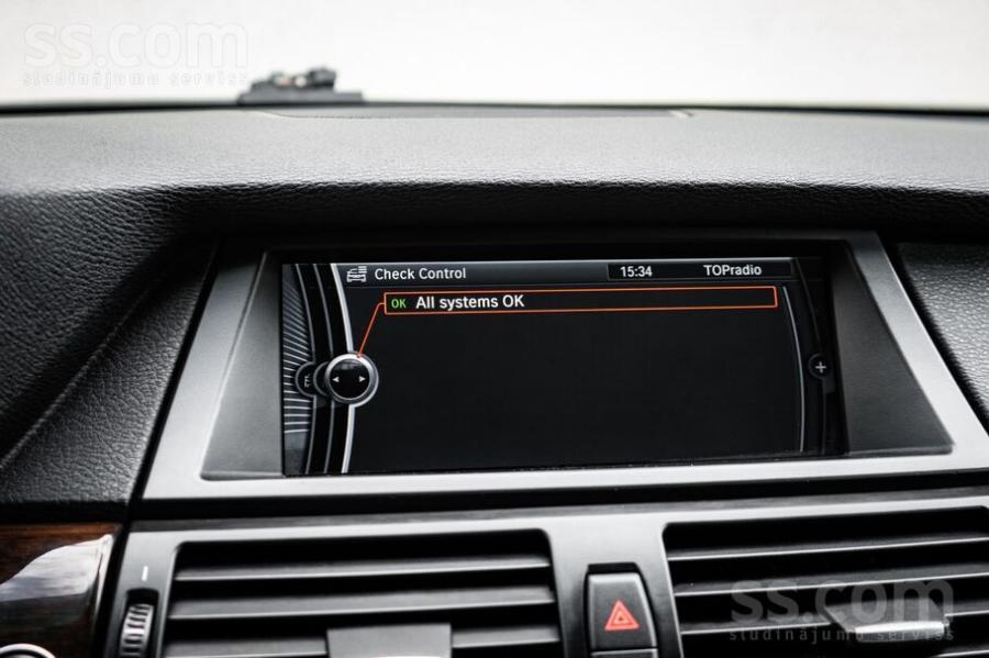 Melns BMW X5 2010 Rīga, ar dzinēja tilpumu 3.00 L un nobraukumu 240 tūkst. km par 11500 €, foto 26 vietnē AUTOMOTO.COM.LV