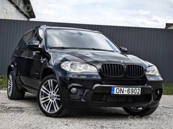 Melns BMW X5 2010 Tukums, ar dzinēja tilpumu 3.00 L un nobraukumu 254 tūkst. km par 9990 €, foto 3 vietnē AUTOMOTO.COM.LV
