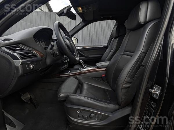 Melns BMW X5 2010 Tukums, ar dzinēja tilpumu 3.00 L un nobraukumu 254 tūkst. km par 9990 €, foto 9 vietnē AUTOMOTO.COM.LV
