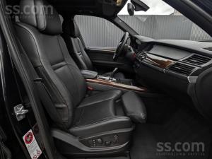 Melns BMW X5 2010 Tukums, ar dzinēja tilpumu 3.00 L un nobraukumu 254 tūkst. km par 9990 €, foto 10 vietnē AUTOMOTO.COM.LV