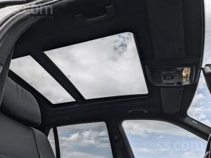Melns BMW X5 2010 Tukums, ar dzinēja tilpumu 3.00 L un nobraukumu 254 tūkst. km par 9990 €, foto 25 vietnē AUTOMOTO.COM.LV