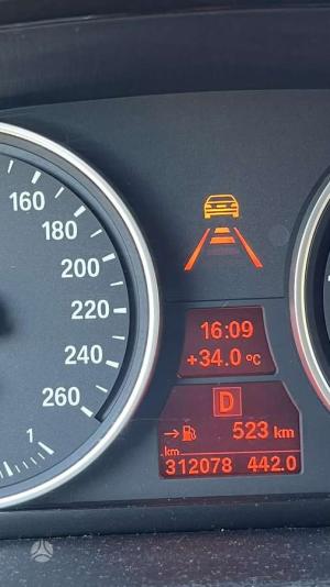 Melns BMW X5 2010 Viļņa, ar dzinēja tilpumu 2.99 L un nobraukumu 330 tūkst. km par 8200 €, foto 24 vietnē AUTOMOTO.COM.LV