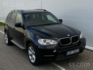 Black BMW X5 2010 in Riga, with an engine capacity of 3.00 L and mileage of 176 thousand km for 13500 €, photo 6 on AUTOMOTO.COM.LV