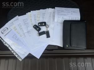 Black BMW X5 2010 in Riga, with an engine capacity of 3.00 L and mileage of 176 thousand km for 13500 €, photo 28 on AUTOMOTO.COM.LV