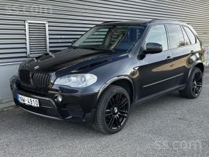 Black BMW X5 2010 in Riga, with an engine capacity of 3.00 L and mileage of 200 thousand km for 10900 €, photo  on AUTOMOTO.COM.LV