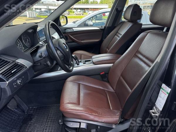 Melns BMW X5 2010 Rīga, ar dzinēja tilpumu 3.00 L un nobraukumu 200 tūkst. km par 10900 €, foto 10 vietnē AUTOMOTO.COM.LV