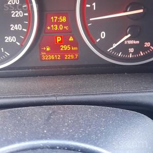 Black BMW X5 2010 in Preili, with an engine capacity of 3.00 L and mileage of 323 thousand km for 11500 €, photo 9 on AUTOMOTO.COM.LV