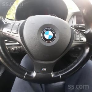 Black BMW X5 2010 in Preili, with an engine capacity of 3.00 L and mileage of 323 thousand km for 11500 €, photo 10 on AUTOMOTO.COM.LV