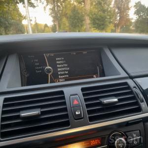 Black BMW X5 2010 in Preili, with an engine capacity of 3.00 L and mileage of 323 thousand km for 11500 €, photo 11 on AUTOMOTO.COM.LV