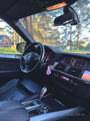 Melns BMW X5 2010 Tallina, ar dzinēja tilpumu 3.00 L un nobraukumu 33 tūkst. km par 11500 €, foto 3 vietnē AUTOMOTO.COM.LV