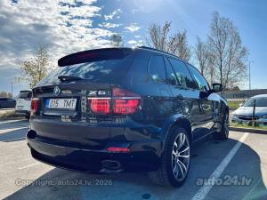 Melns BMW X5 2010 Tallina, ar dzinēja tilpumu 3.00 L un nobraukumu 33 tūkst. km par 11500 €, foto 11 vietnē AUTOMOTO.COM.LV