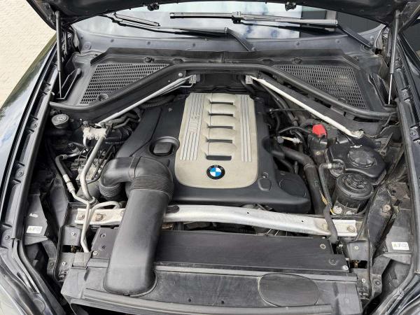 БМВ Х5 2010 в Вильнюс на AUTOMOTO.COM.LV Черный БМВ Х5 2010 в Вильнюс, объемом двигателя 2.98 л и пробегом 255 тыс. км за 10500 €, фото 10 на AUTOMOTO.COM.LV