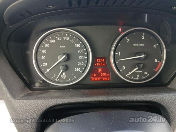 BMW X5 2010 Rakvere vietnē Melns BMW X5 2010 Rakvere, ar dzinēja tilpumu 3.00 L un nobraukumu 254 tūkst. km par 10499 €, foto 1 vietnē AUTOMOTO.COM.LV