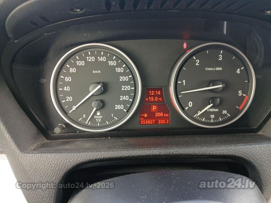Melns BMW X5 2010 Rakvere, ar dzinēja tilpumu 3.00 L un nobraukumu 254 tūkst. km par 10499 €, foto 1 vietnē AUTOMOTO.COM.LV