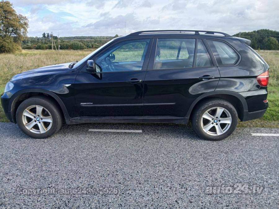Melns BMW X5 2010 Rakvere, ar dzinēja tilpumu 3.00 L un nobraukumu 254 tūkst. km par 10499 €, foto 8 vietnē AUTOMOTO.COM.LV