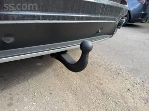 Black BMW X5 2010 in Riga, with an engine capacity of 3.00 L and mileage of 270 thousand km for 7790 €, photo 8 on AUTOMOTO.COM.LV