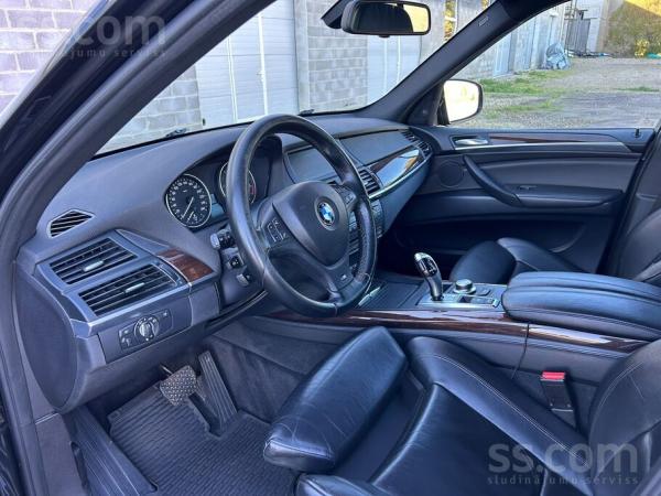 Melns BMW X5 2010 Rīga, ar dzinēja tilpumu 3.00 L un nobraukumu 279 tūkst. km par 10500 €, foto 9 vietnē AUTOMOTO.COM.LV