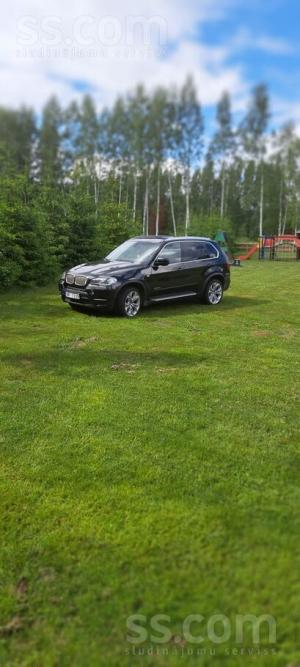 Melns BMW X5 2010 Rīga, ar dzinēja tilpumu 3.00 L un nobraukumu 288 tūkst. km par 12000 €, foto 1 vietnē AUTOMOTO.COM.LV
