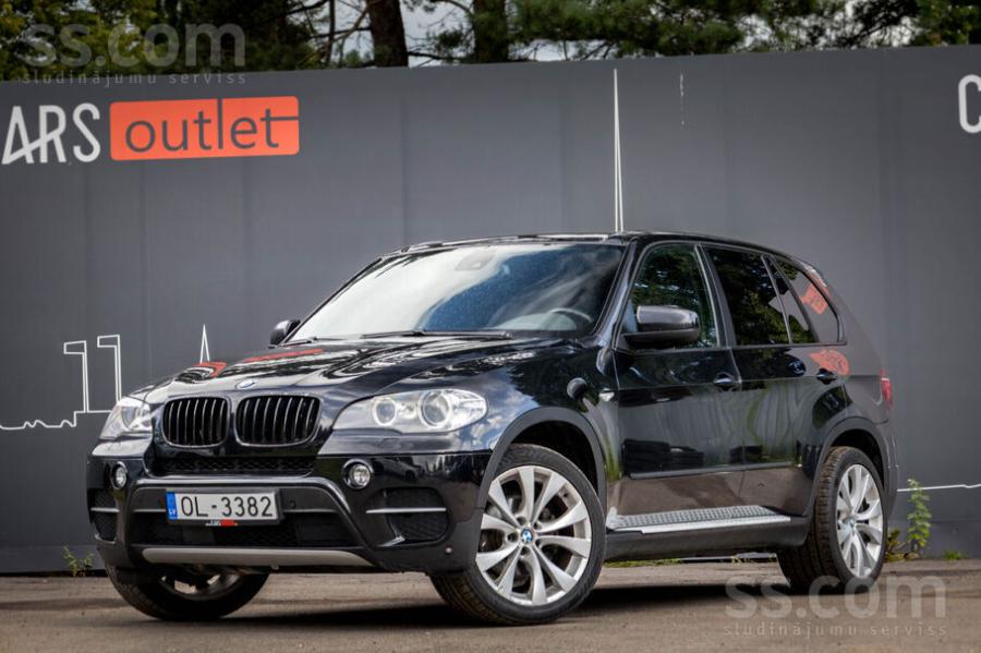 Melns BMW X5 2010 Rīga, ar dzinēja tilpumu 3.00 L un nobraukumu 394 tūkst. km par 7990 €, foto 1 vietnē AUTOMOTO.COM.LV