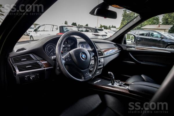 Melns BMW X5 2010 Rīga, ar dzinēja tilpumu 3.00 L un nobraukumu 394 tūkst. km par 7990 €, foto 10 vietnē AUTOMOTO.COM.LV