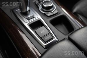 Melns BMW X5 2010 Rīga, ar dzinēja tilpumu 3.00 L un nobraukumu 394 tūkst. km par 7990 €, foto 17 vietnē AUTOMOTO.COM.LV