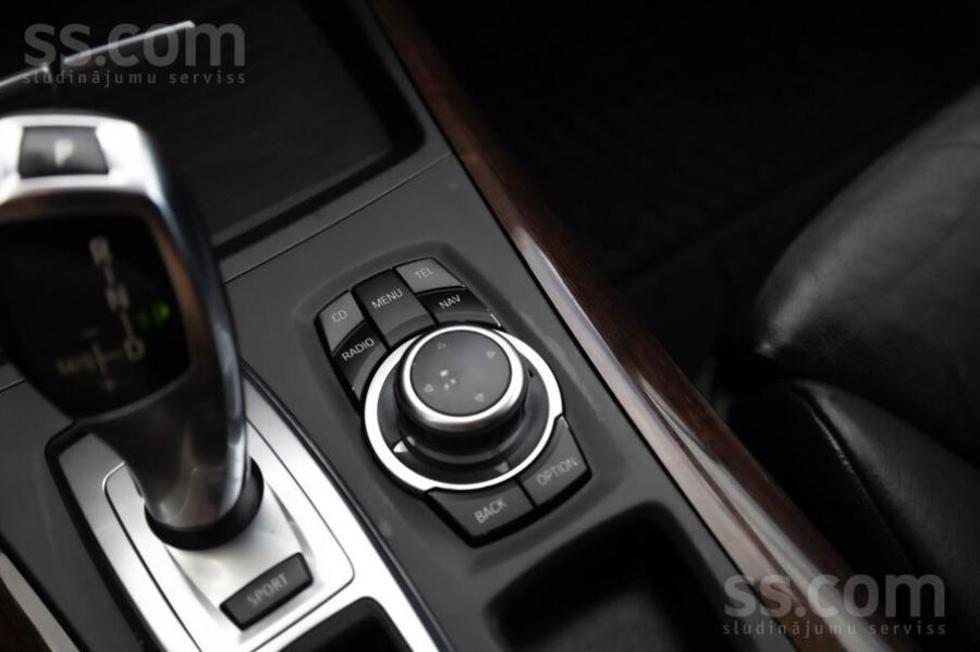 Melns BMW X5 2010 Rīga, ar dzinēja tilpumu 3.00 L un nobraukumu 394 tūkst. km par 7990 €, foto 18 vietnē AUTOMOTO.COM.LV