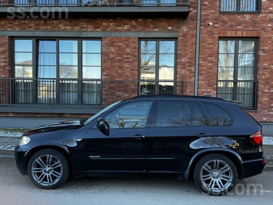 Melns BMW X5 2010 Rīga, ar dzinēja tilpumu 3.00 L un nobraukumu 270 tūkst. km par 10950 €, foto 3 vietnē AUTOMOTO.COM.LV
